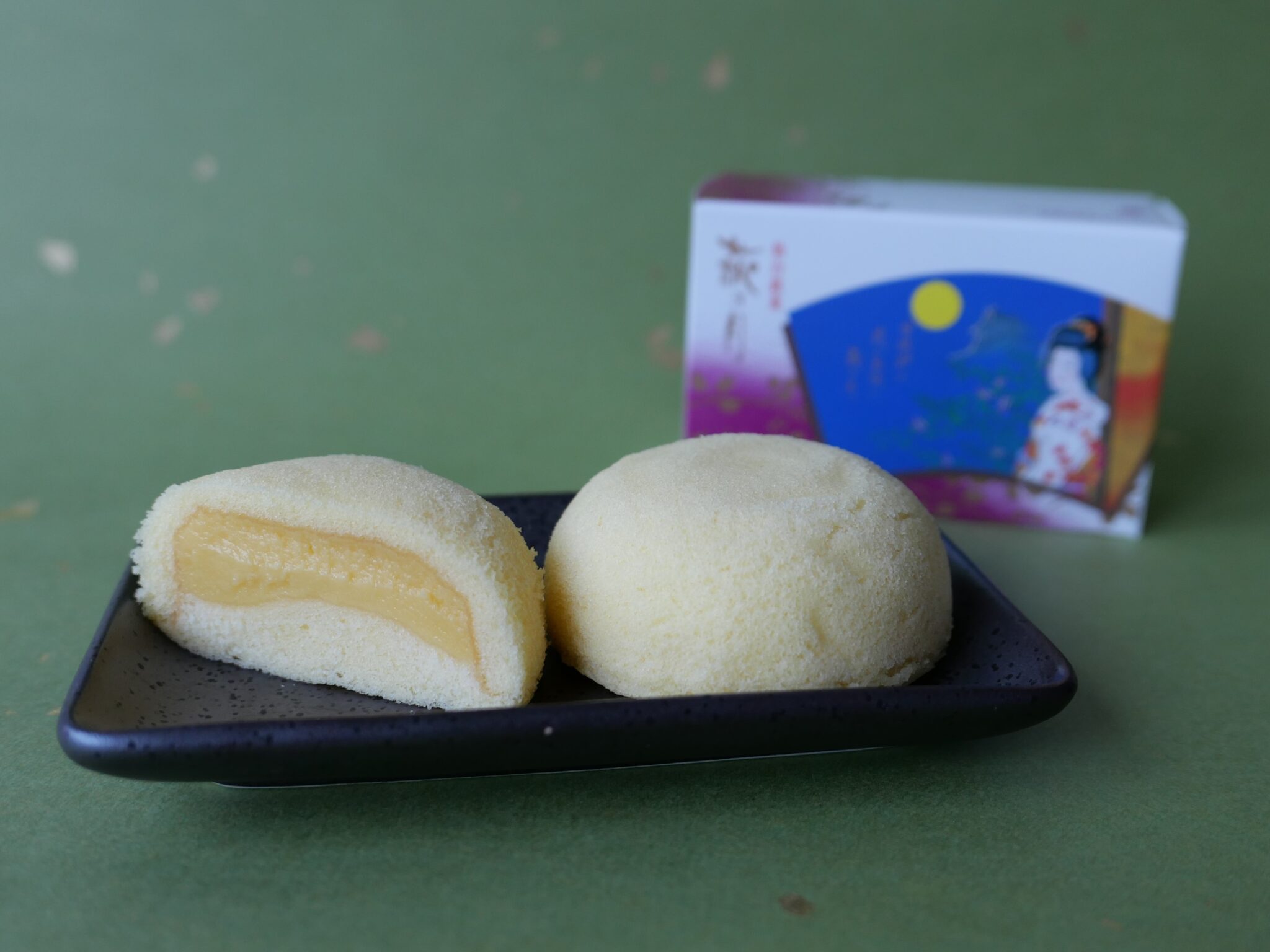 仙台銘菓 萩の月｜萩の調 （しらべ）煌（こう）｜東京・仙台 | ここせん